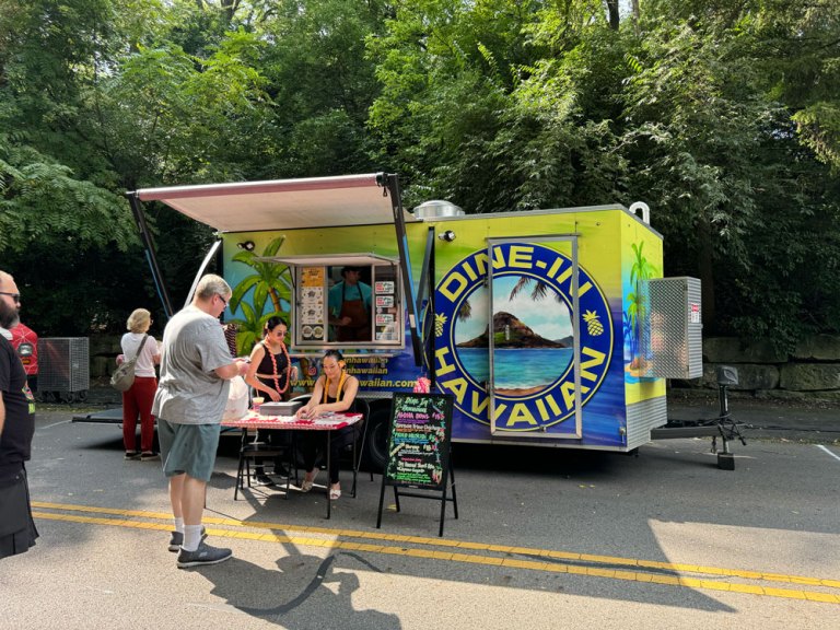 Dine-In Hawaiian takes top prize at 10th Springfield Rotary Gourmet ...